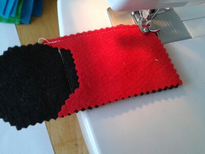 DIY Fast & Simple Felt Pouch Tutorial | CampClem