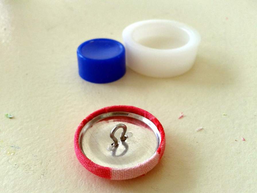 I’m In Love: Super Easy Fabric Covered Buttons | CampClem